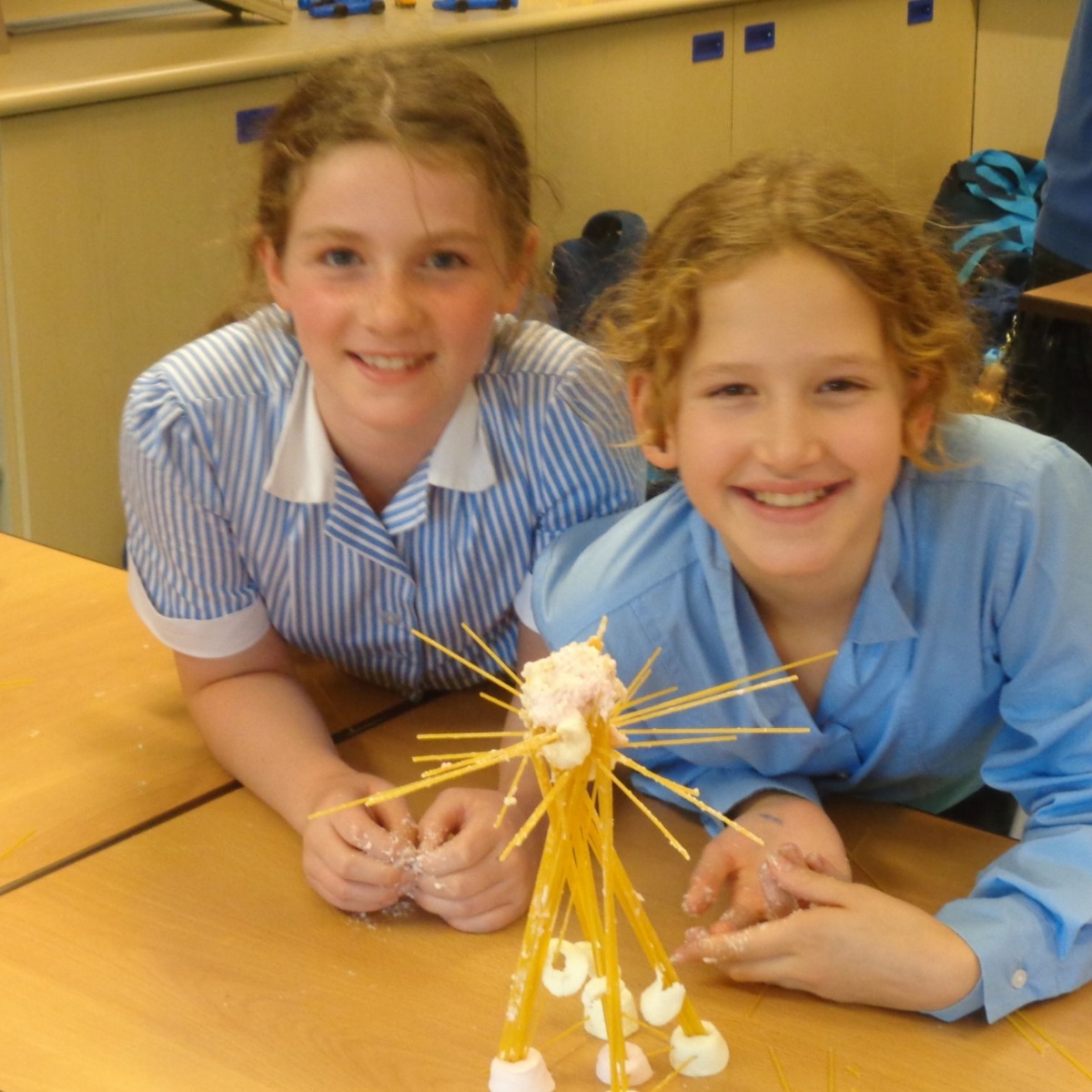 Warwick Preparatory School - Reaching New Heights in Science Club